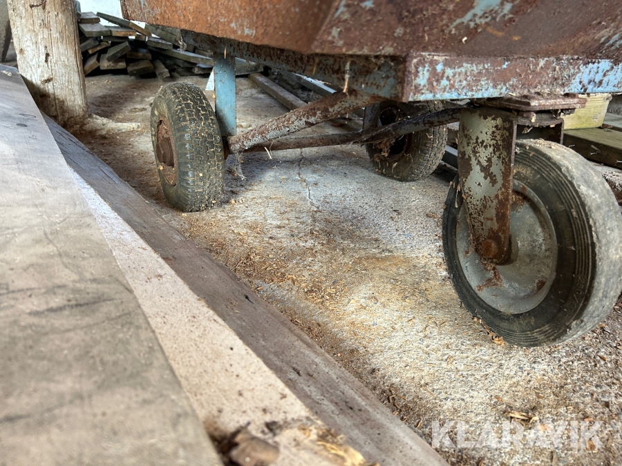 Fodervagn, Vänersborg, Klaravik auktioner