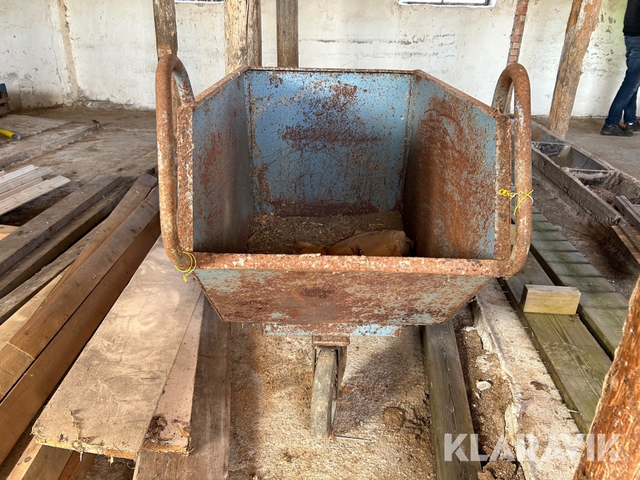 Fodervagn, Vänersborg, Klaravik auktioner