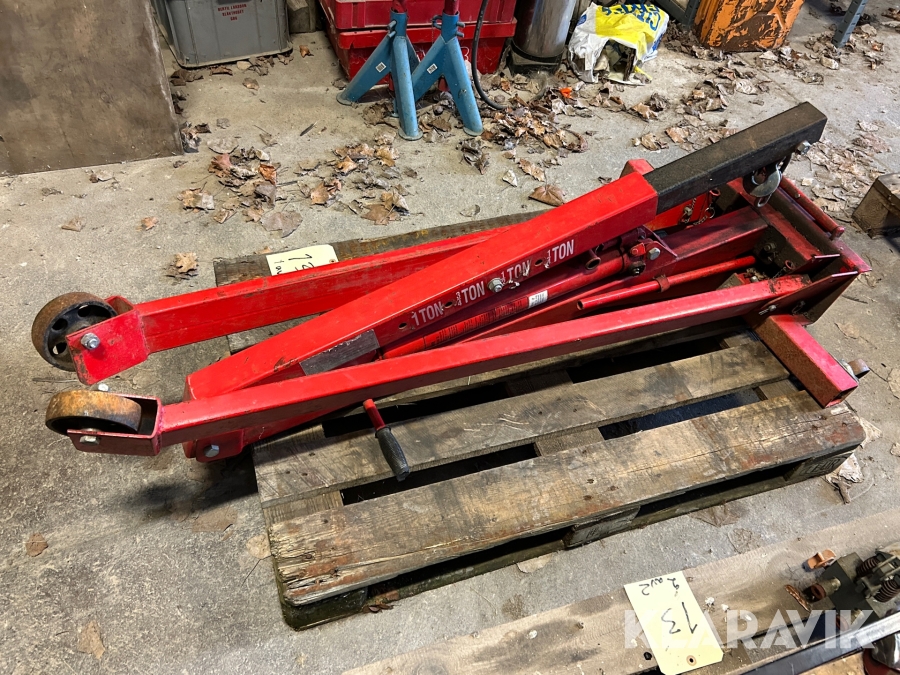 Hydraulisk hjulram och lyft Motorlyft, Trollhättan, Klaravik