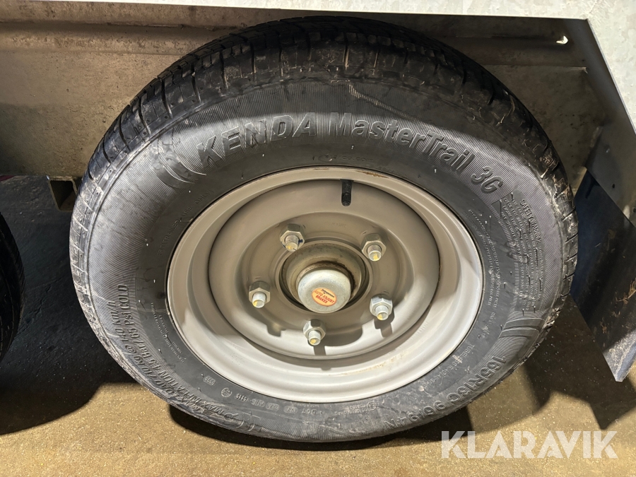 Personbilssläp Indespension PL27095L/R3, Berg, Klaravik aukt