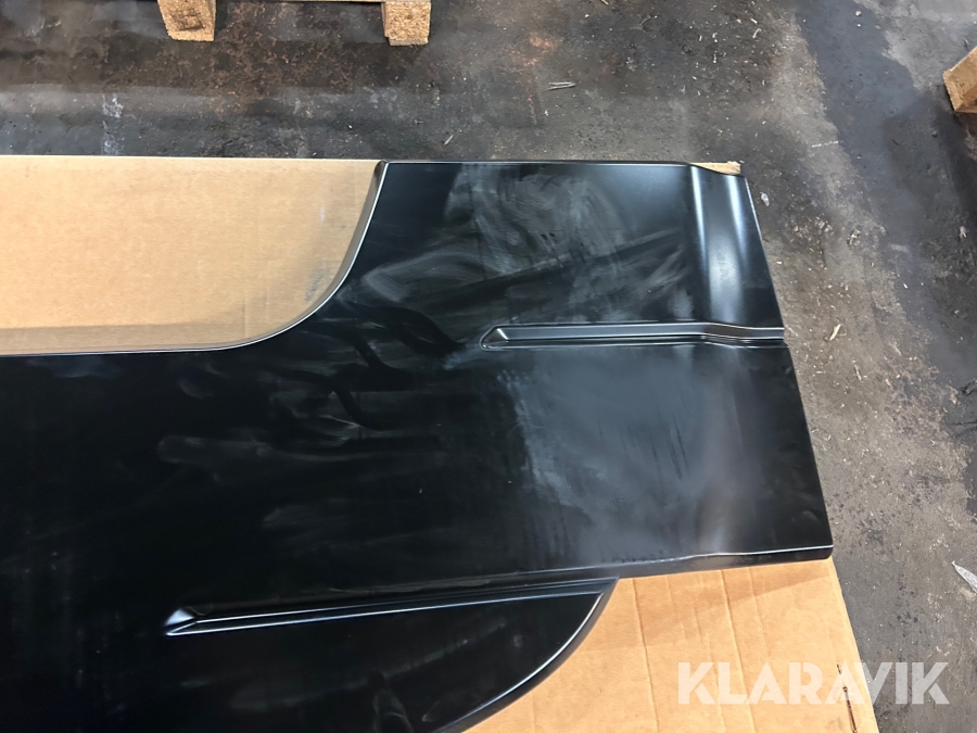 Sidoplåt New Holland, Lidköping, Klaravik auktioner