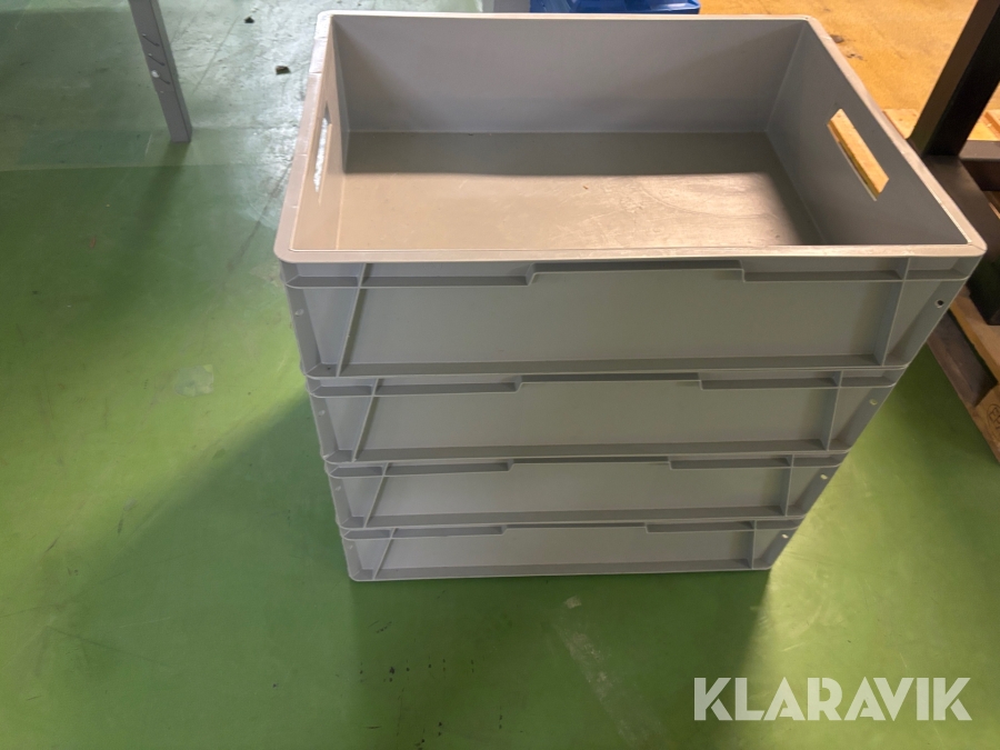Plastbackar 4 st, Köping, Klaravik auktioner