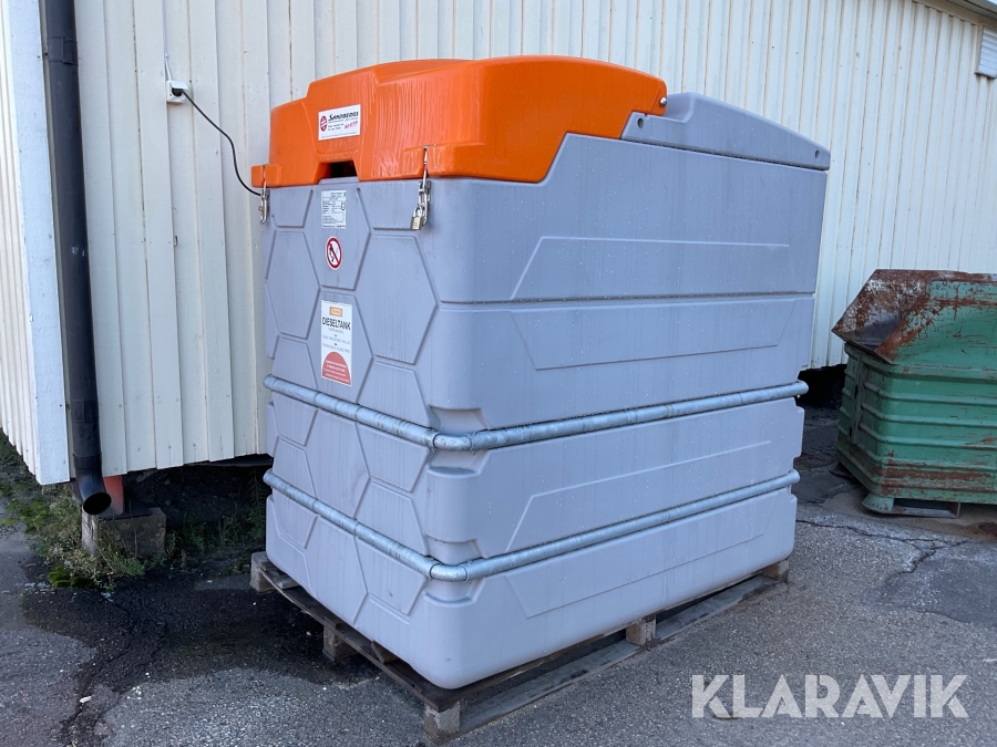 Dieseltank CEMO Cube-Tank 2500, Hagfors, Klaravik auktioner
