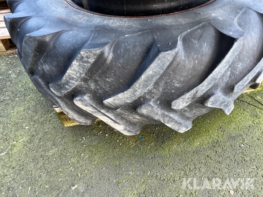 Dubbelmontage Kleber 16.9R30, Falkenberg, Klaravik auktioner