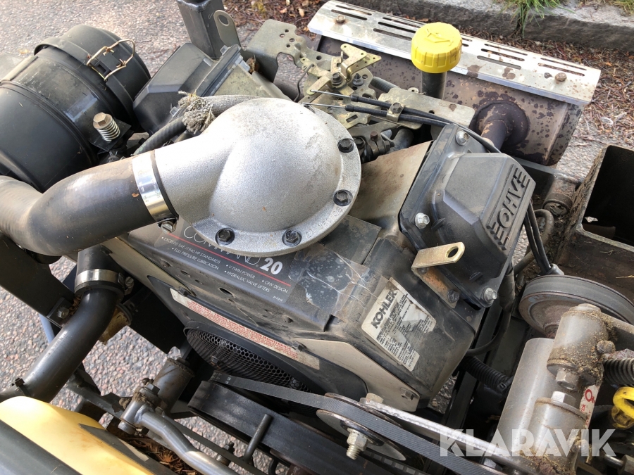 Klaravik Auktioner | Åkgräsklippare Walker MCGHS