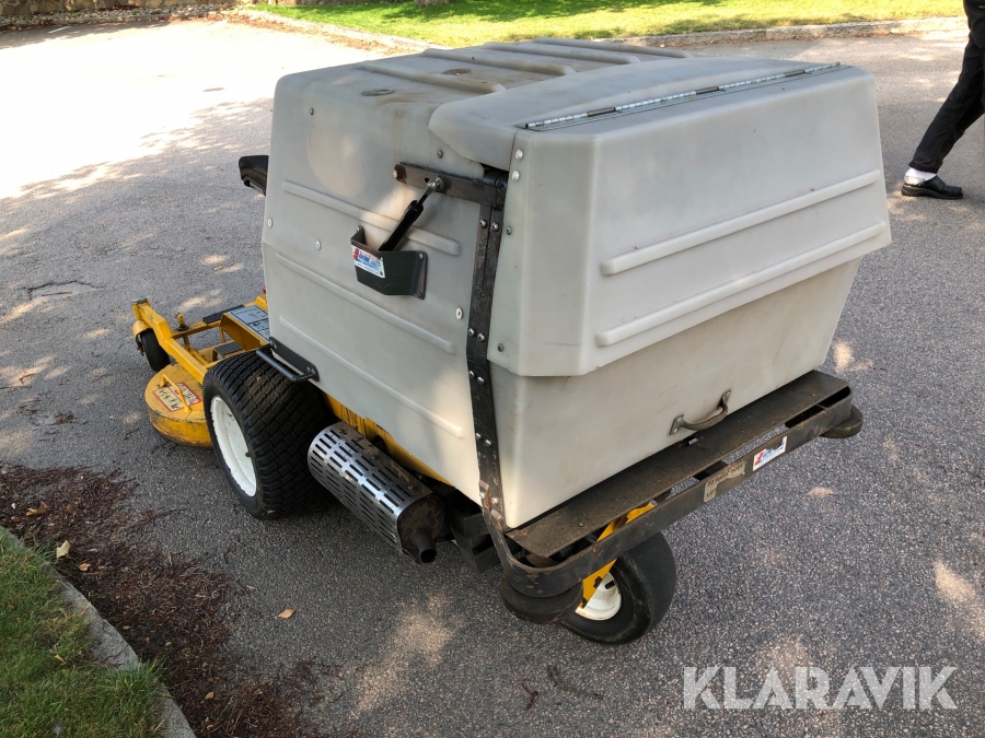 Klaravik Auktioner | Åkgräsklippare Walker MCGHS