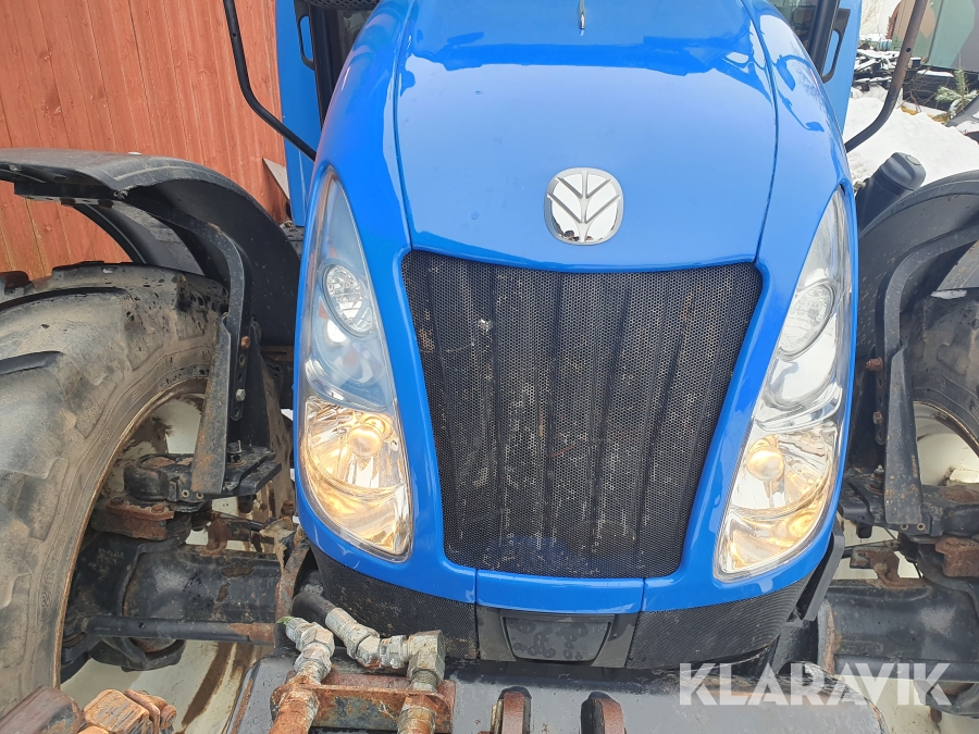 Traktor New Holland TL90A, Karlstad, Klaravik auktioner