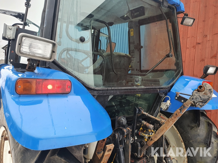 Traktor New Holland TL90A, Karlstad, Klaravik auktioner