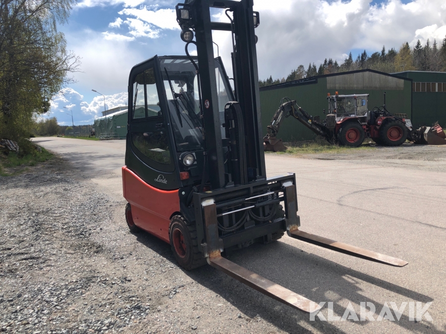 Truck Linde E30