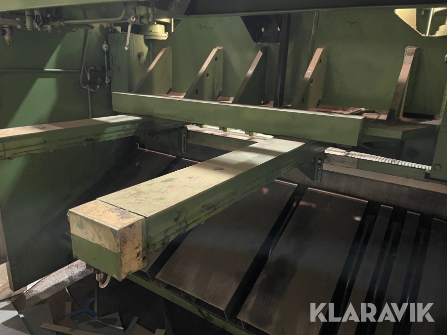 Gradsax Fasti Che 20/13, Trollhättan, Klaravik auktioner