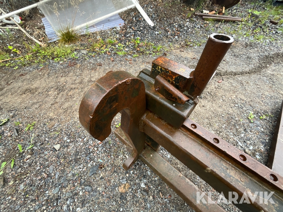 Gafflar, Huddinge, Klaravik auktioner