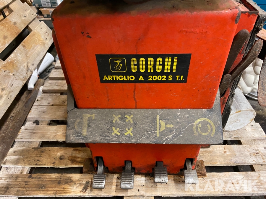 Klaravik Auktioner | Däckmaskin Corghi A2002 S