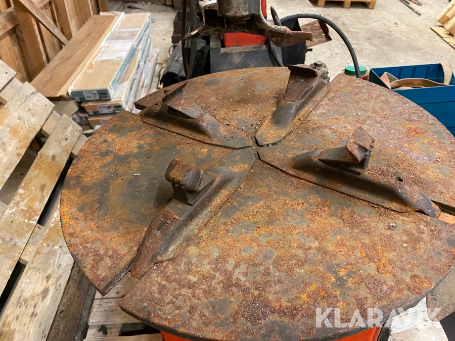 Klaravik Auktioner | Däckmaskin Corghi A2002 S