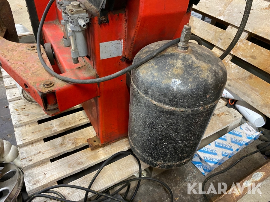 Klaravik Auktioner | Däckmaskin Corghi A2002 S