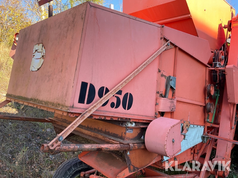 Skördetröska Dronningborg Maskinfabrik D950, Söderhamn, Klar