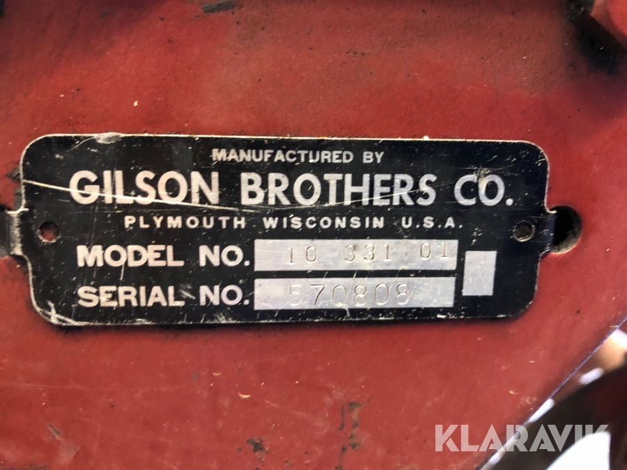 Klaravik Auktioner | Jordfräs Gilson Brothers