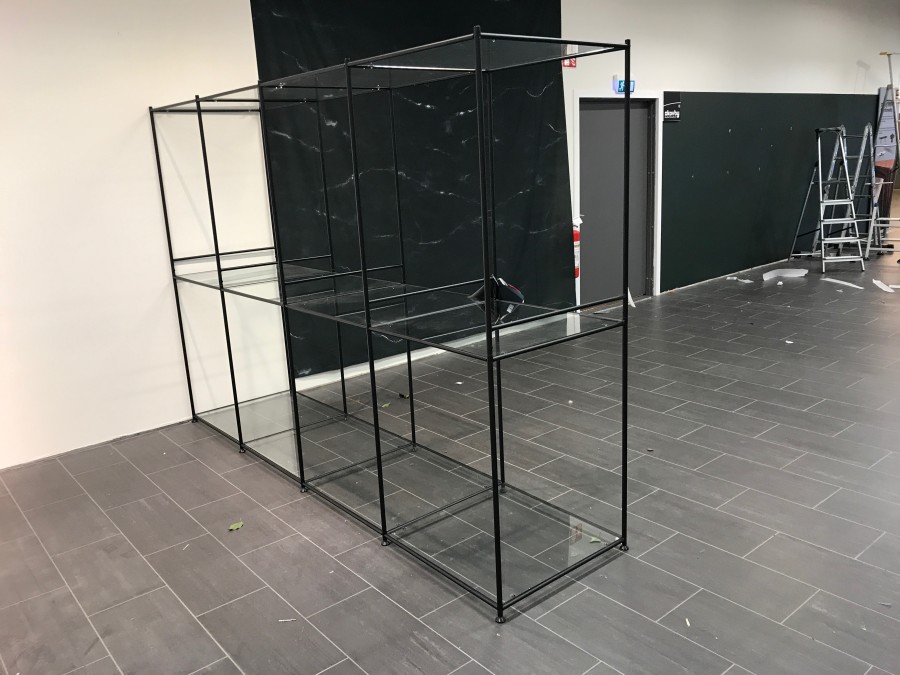 Klaravik Auktioner | Displayhylla