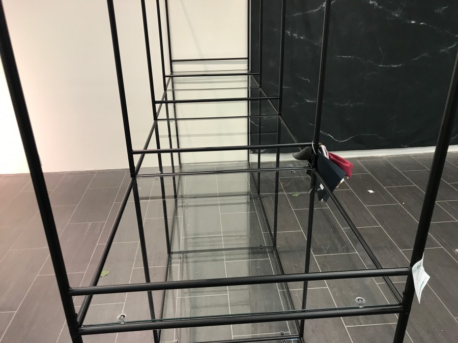 Klaravik Auktioner | Displayhylla