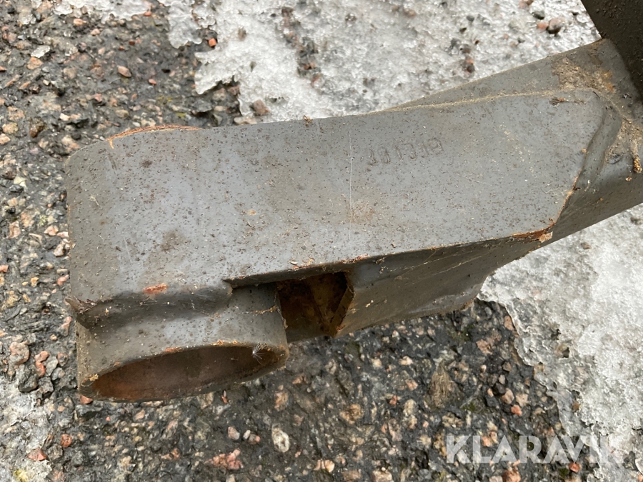 Dragstång Trako 2013, Söderhamn, Klaravik auktioner