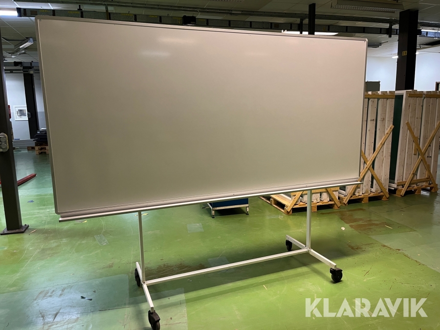 Whiteboardtavla, Köping, Klaravik auktioner