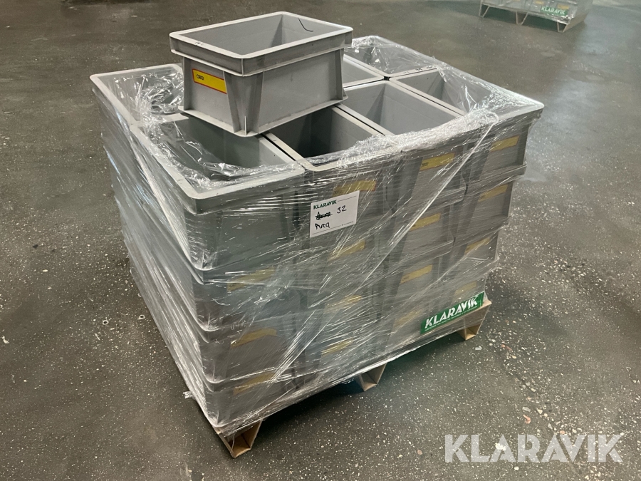 Plastlådor 32st Arcasystem, Eskilstuna, Klaravik auktioner