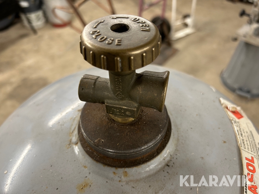 Gasoltub P45, Vara, Klaravik auktioner