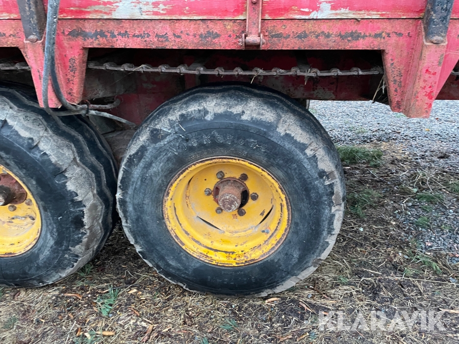 Stallgödselspridare Tim maskinfabrik Danmark, Örebro, Klarav
