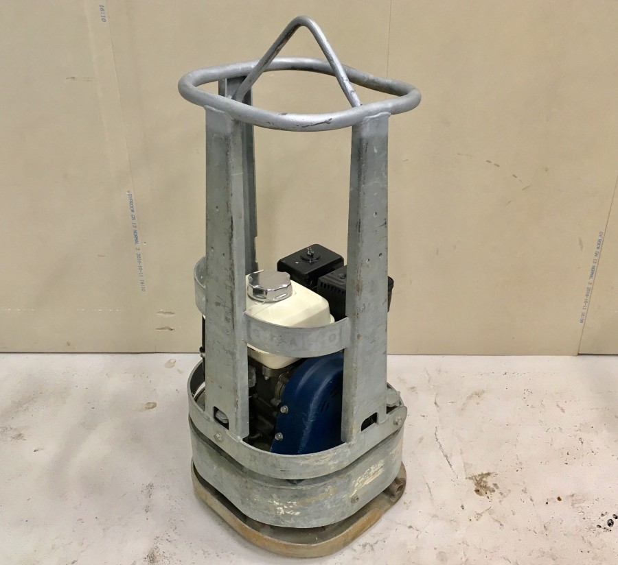 Klaravik Auktioner | Vibroplatta