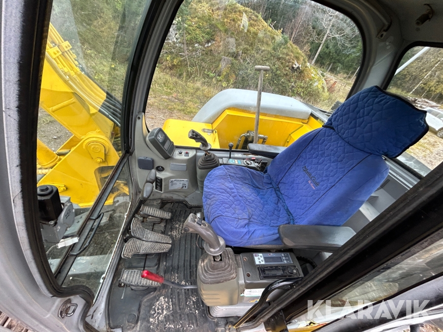 Grävmaskin New Holland / Kobelco E80-1ES, Uddevalla, Klaravi