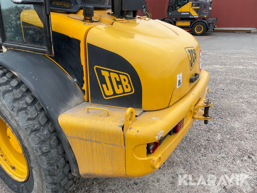 Klaravik Auktioner | Lastmaskin JCB 411B