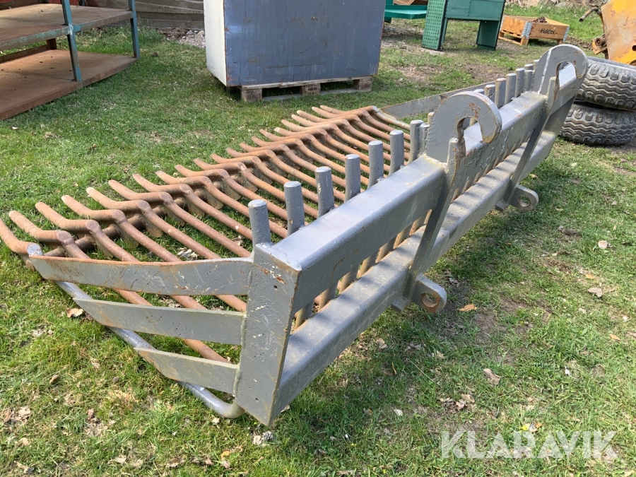 Stengrep Stora BM, Strängnäs, Klaravik auktioner