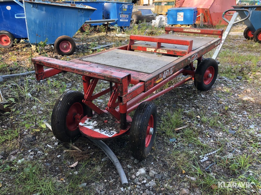 Klaravik Auktioner | Dragvagn