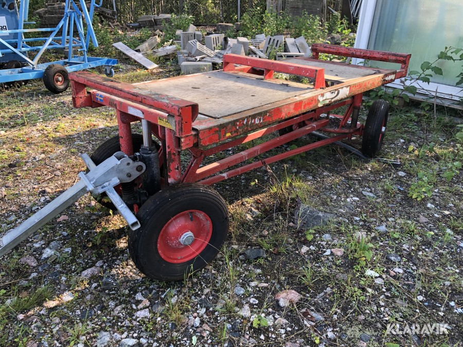 Klaravik Auktioner | Dragvagn