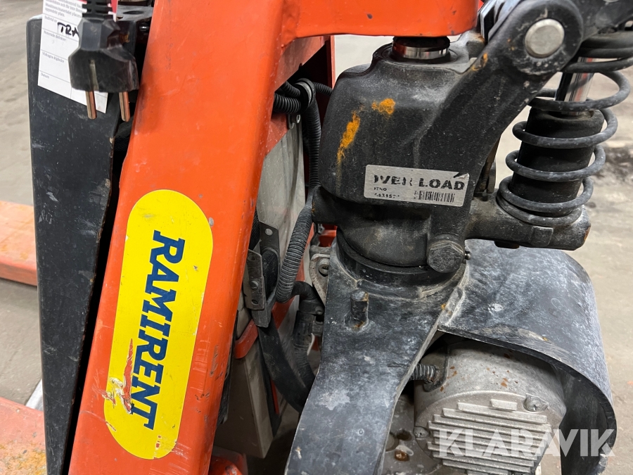 Gaffellyftvagn elektrisk BT LHT100, Svalöv, Klaravik auktio