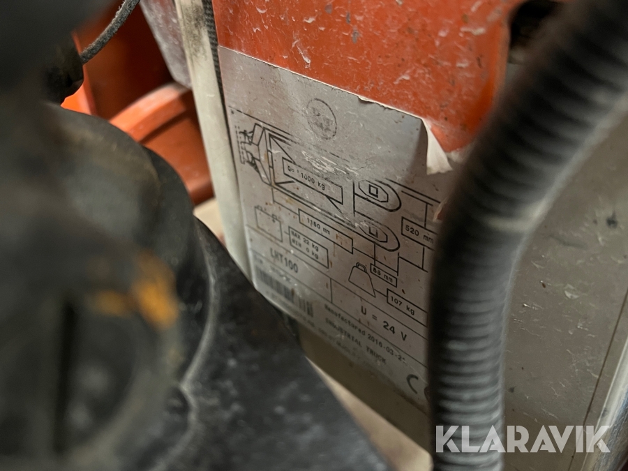 Gaffellyftvagn elektrisk BT LHT100, Svalöv, Klaravik auktio
