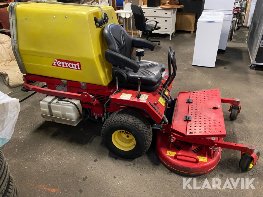 Klaravik Auktioner | Gräsklippare Ferrari 630 Turbograss