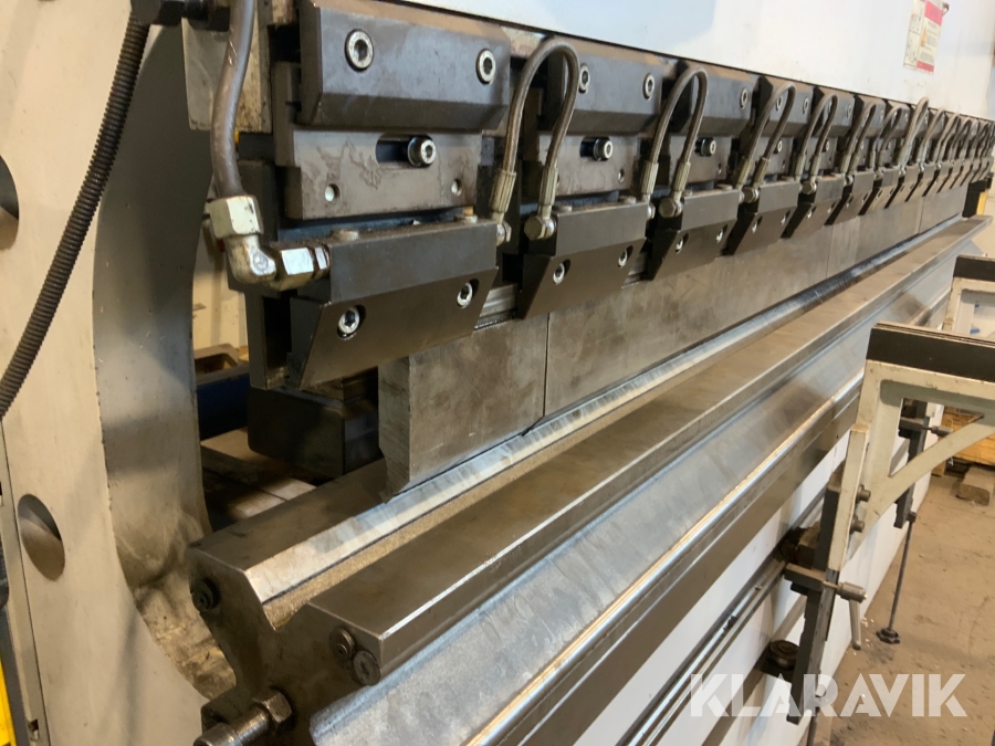 Kantpress Ermak CNC ap 3220, Oxelösund, Klaravik auktioner