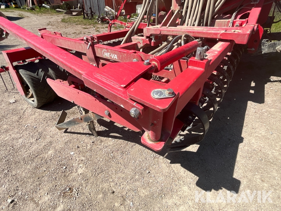 Såmaskin HE-VA Terra Seeder, Ekerö, Klaravik auktioner