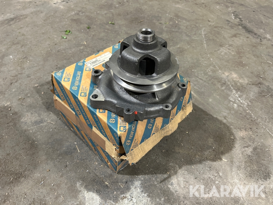 Vattenpump Ford 10-serien, Lidköping, Klaravik auktioner