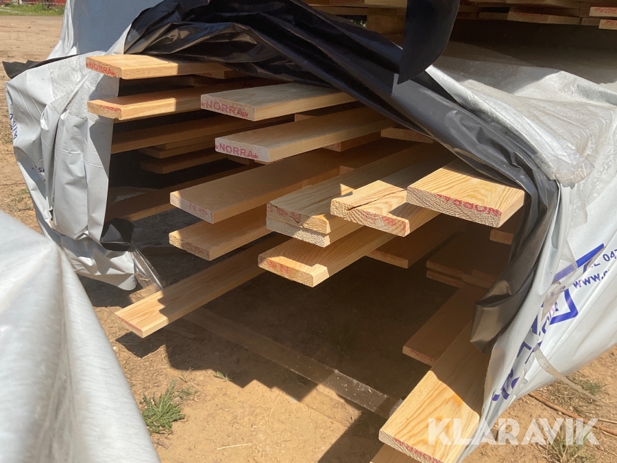 Furu kvistrent 18x95, Tingsryd, Klaravik auktioner