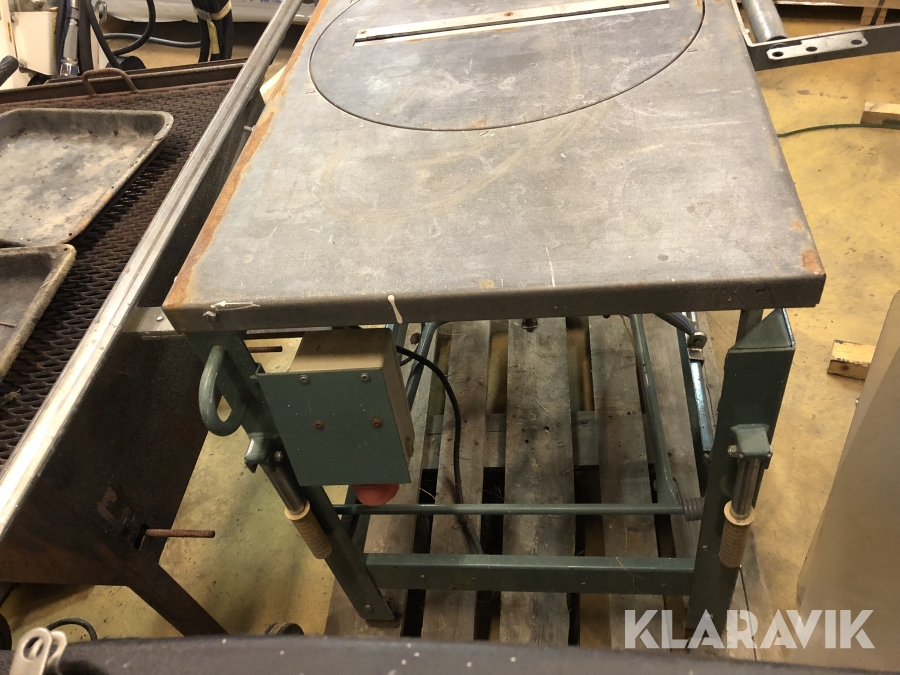 Klaravik Auktioner | Gjerdesåg 1603