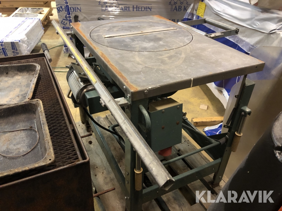 Klaravik Auktioner | Gjerdesåg 1603