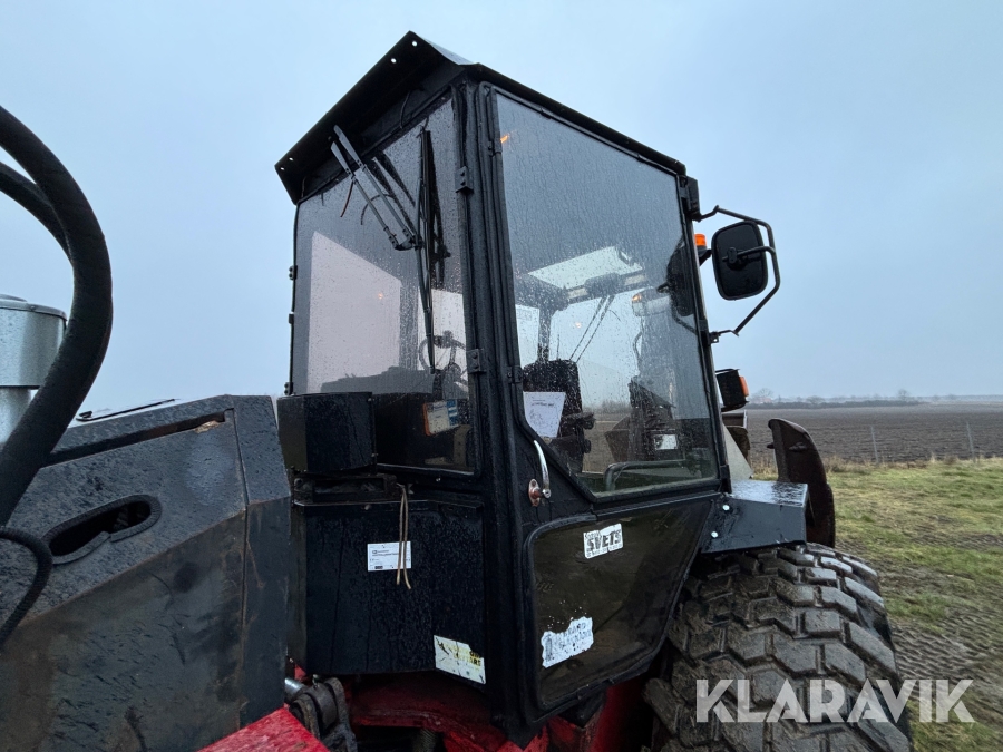 Traktorgrävare Huddig 960, Svalöv, Klaravik auktioner