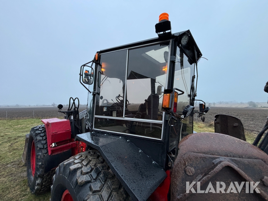 Traktorgrävare Huddig 960, Svalöv, Klaravik auktioner