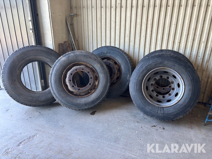 Lastbilsdäck Bridgestone R297, Sundsvall, Klaravik auktioner