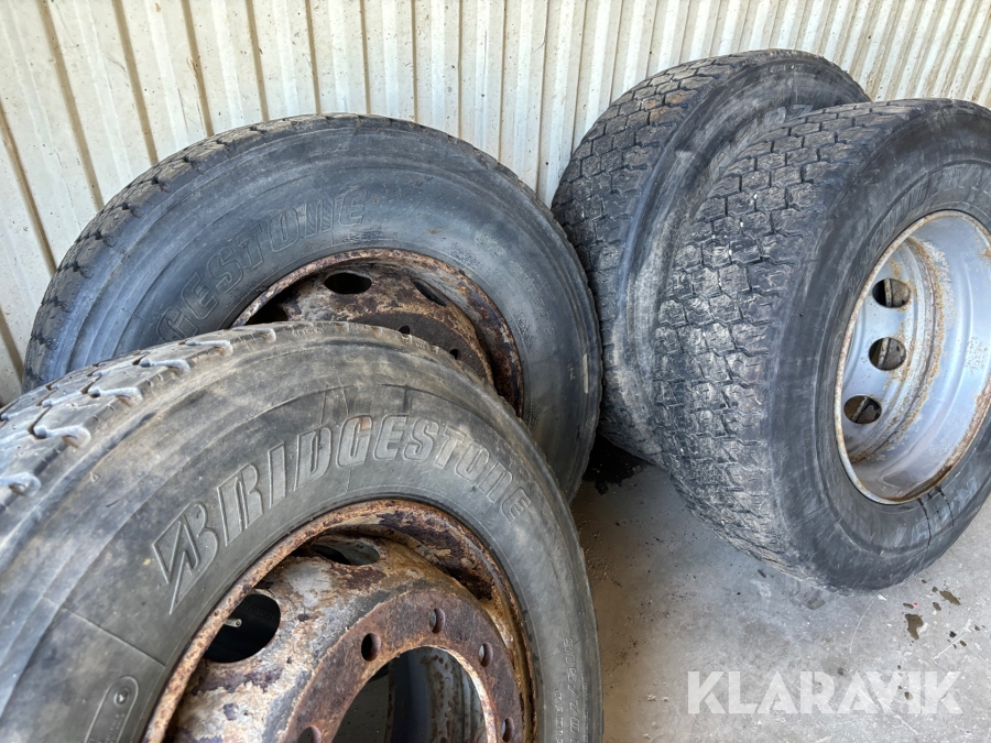 Lastbilsdäck Bridgestone R297, Sundsvall, Klaravik auktioner