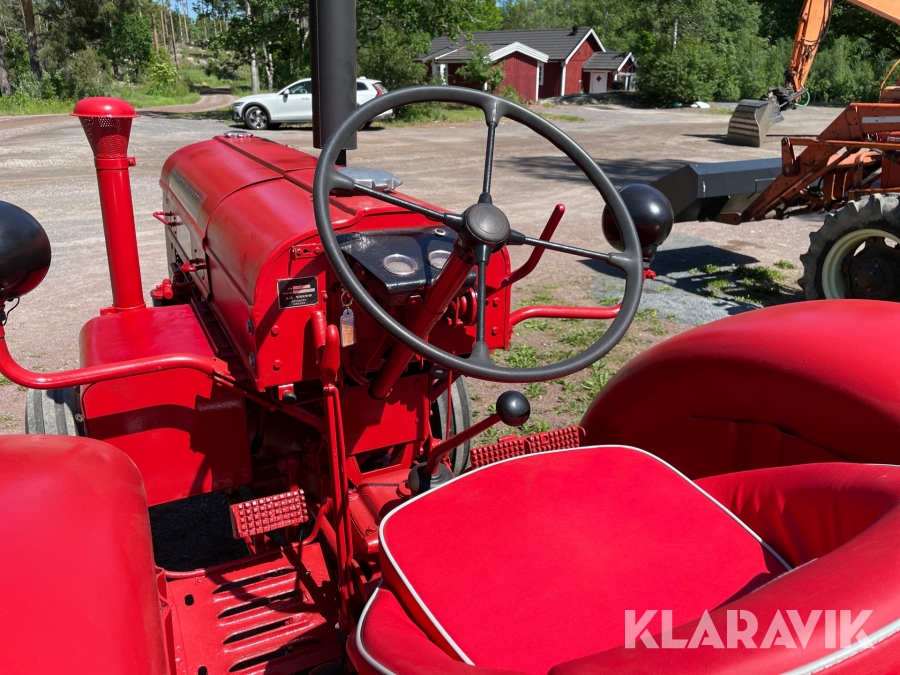 Traktor Volvo T230 Victor