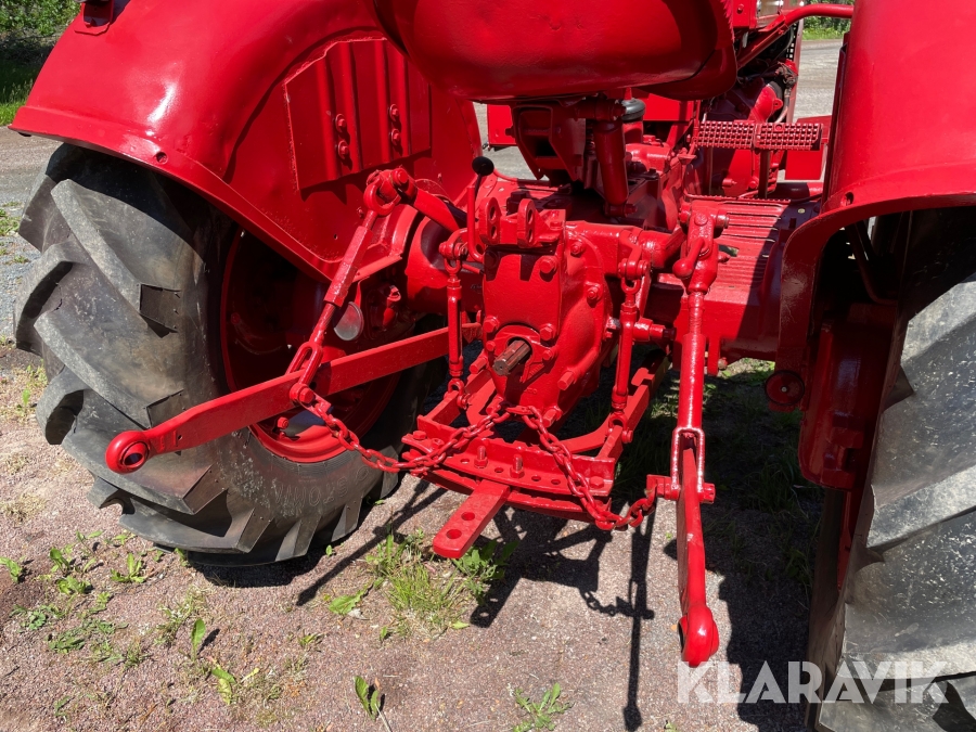 Traktor Volvo T230 Victor