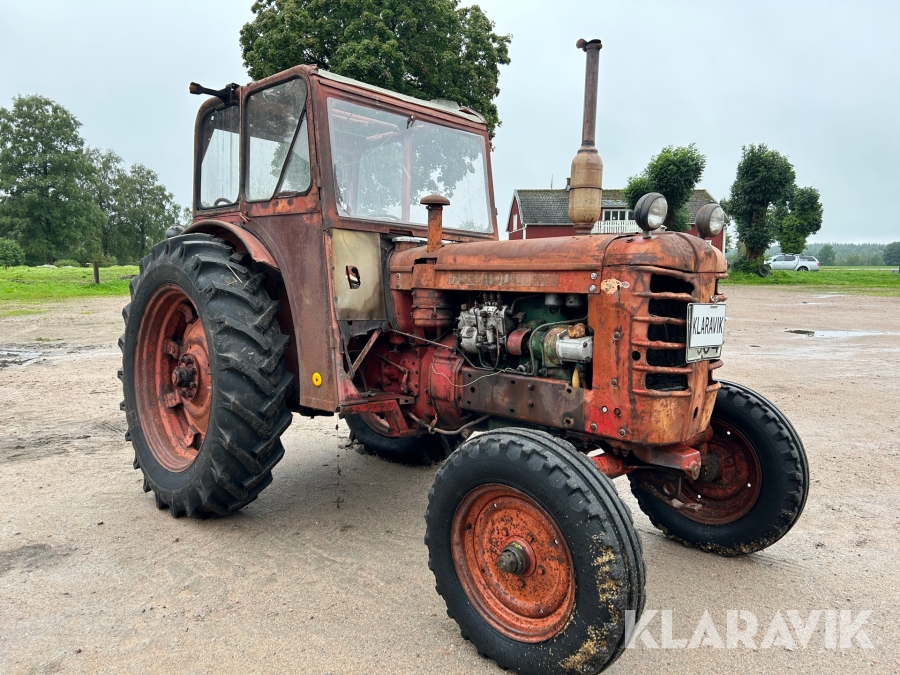 Veterantraktor Volvo BM Boxer 350, Svenljunga, Klaravik aukt