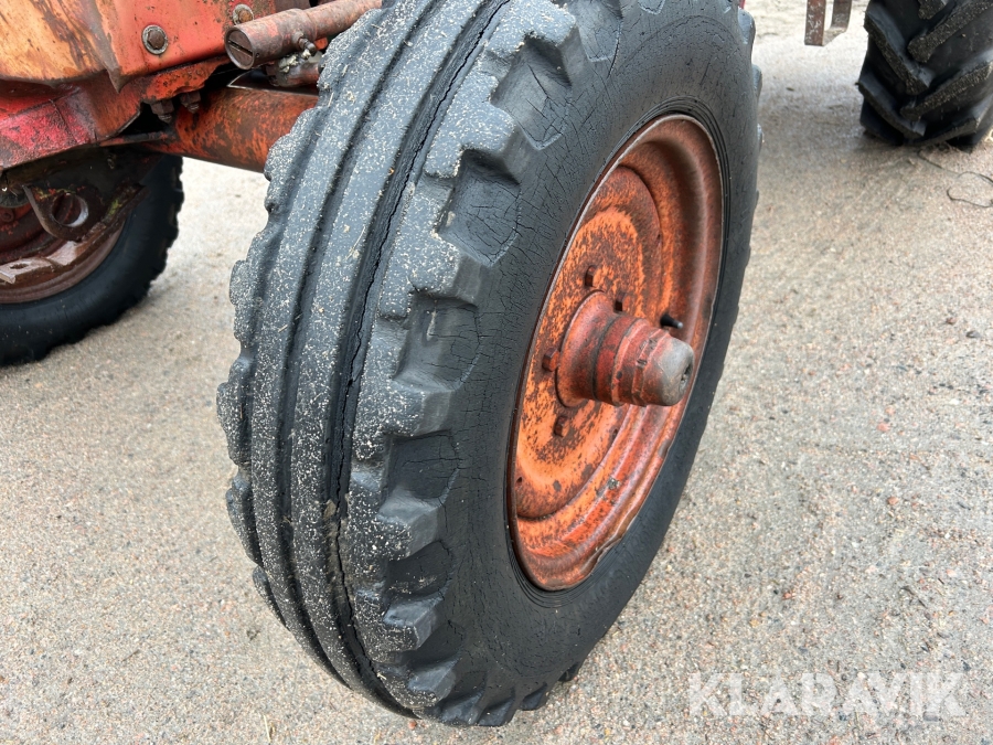 Veterantraktor Volvo BM Boxer 350, Svenljunga, Klaravik aukt